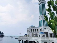 7 Most Beautiful Temples of Penang, Malaysia