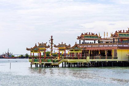7 Most Beautiful Temples of Penang, Malaysia
