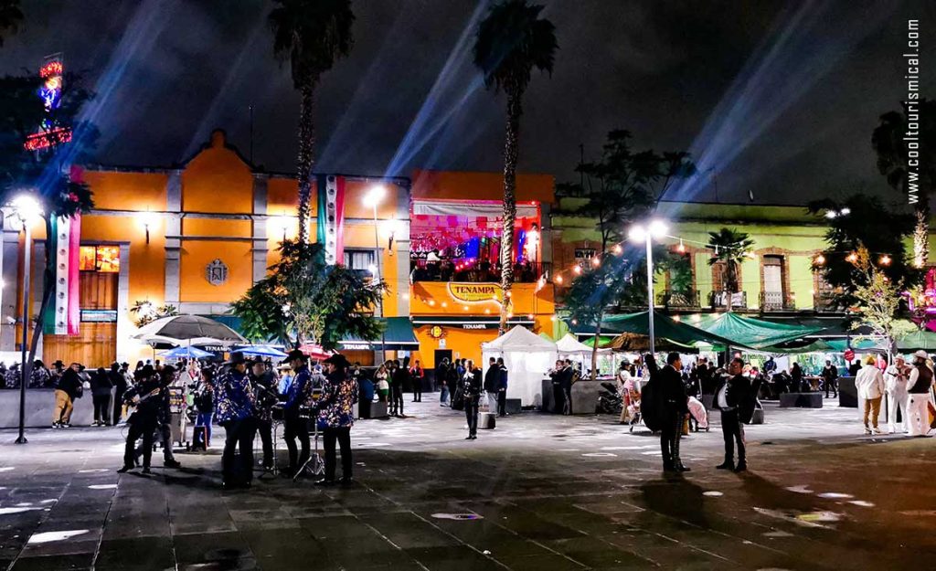Plaza Garibaldi by Night | THE Mexico City Mariachi Mecca
